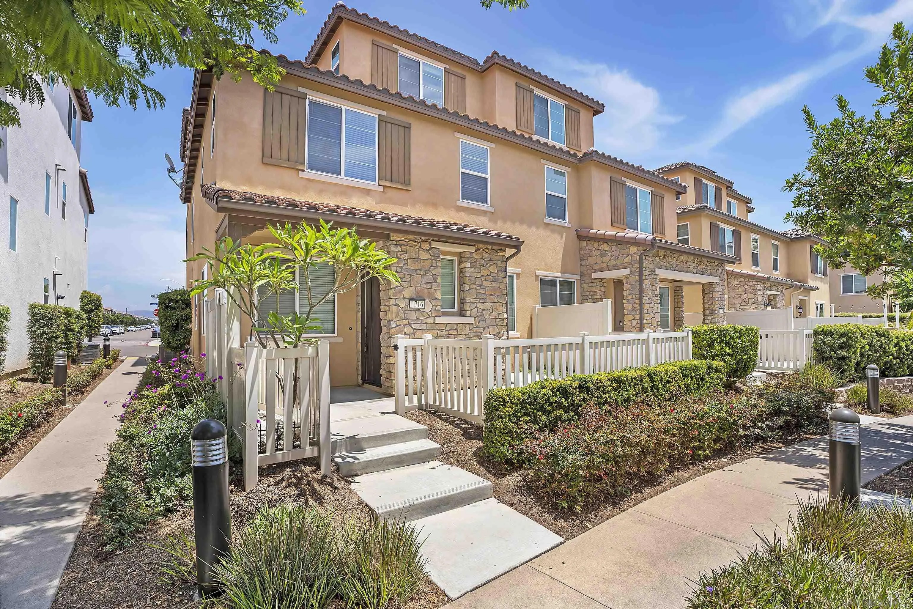 Roam | 1716 Moon Orchid Ave, Chula Vista, CA, 91913