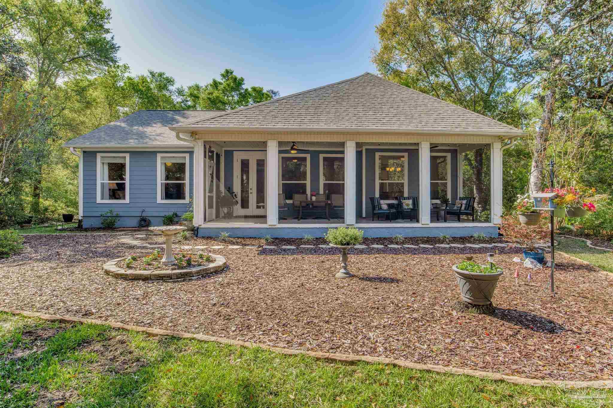 Roam | 16470 Innerarity Point Rd, Pensacola, FL, 32507