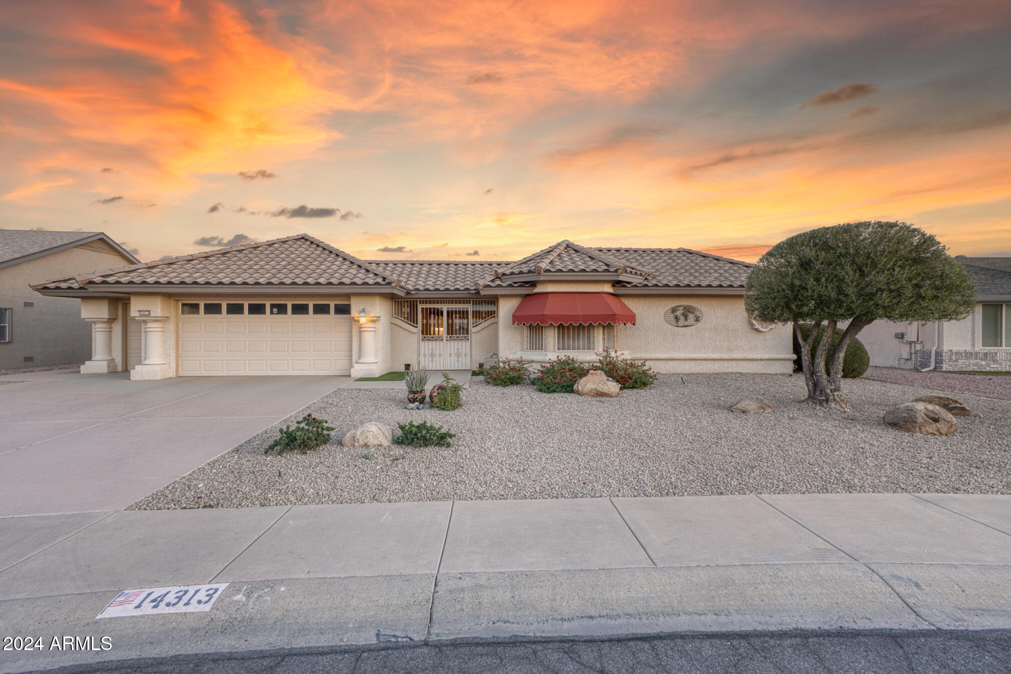 Roam | 14313 W Circle Ridge Dr, Sun City West, AZ, 85375