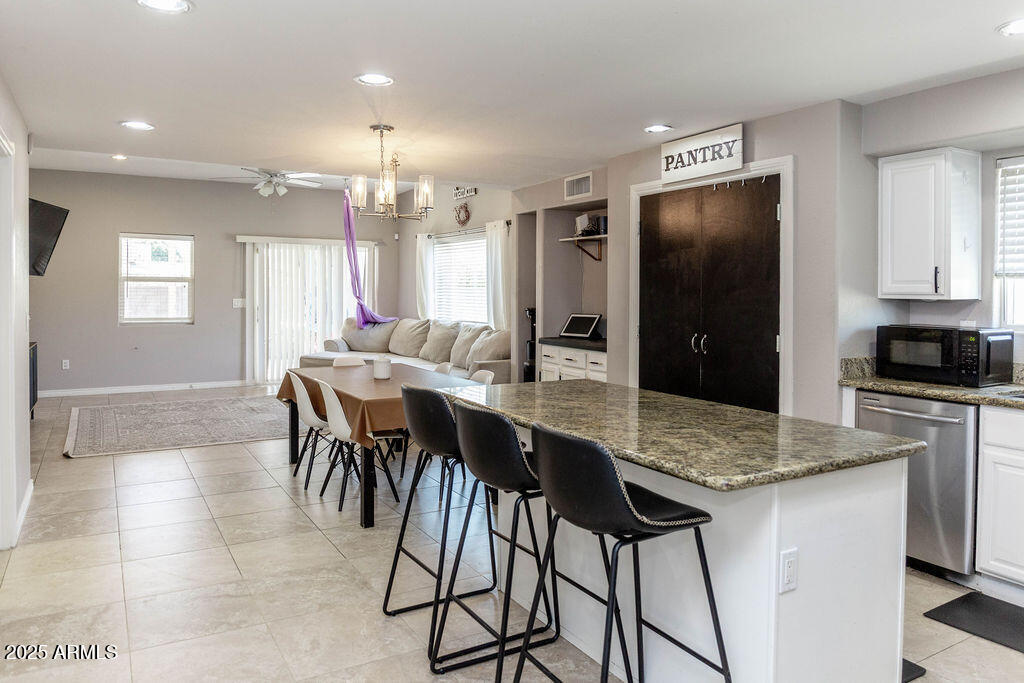 Roam | 546 S Ellsworth Rd, Mesa, AZ, 85208