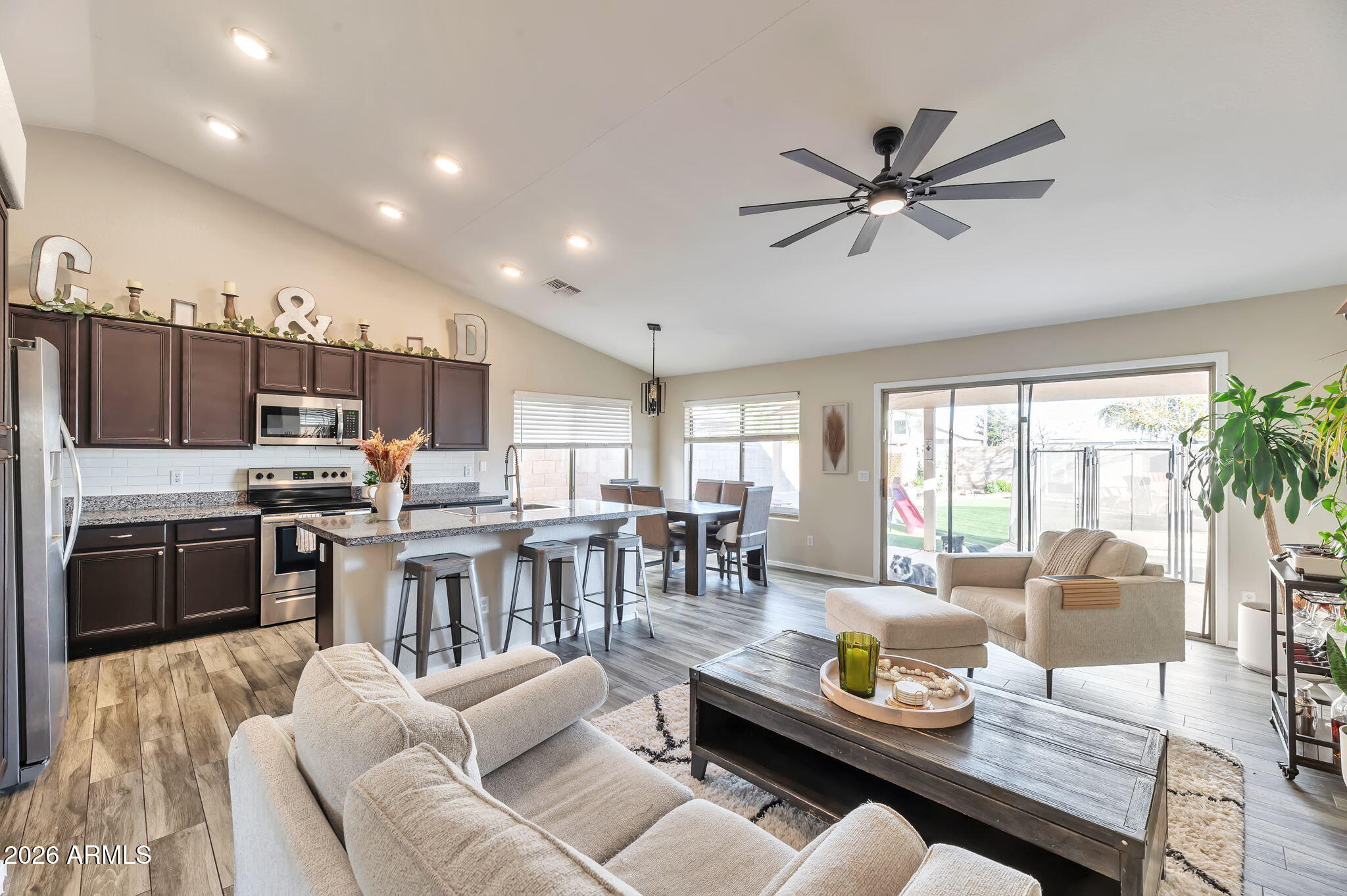 Roam | 1612 E Laurel Ave, Gilbert, AZ, 85234