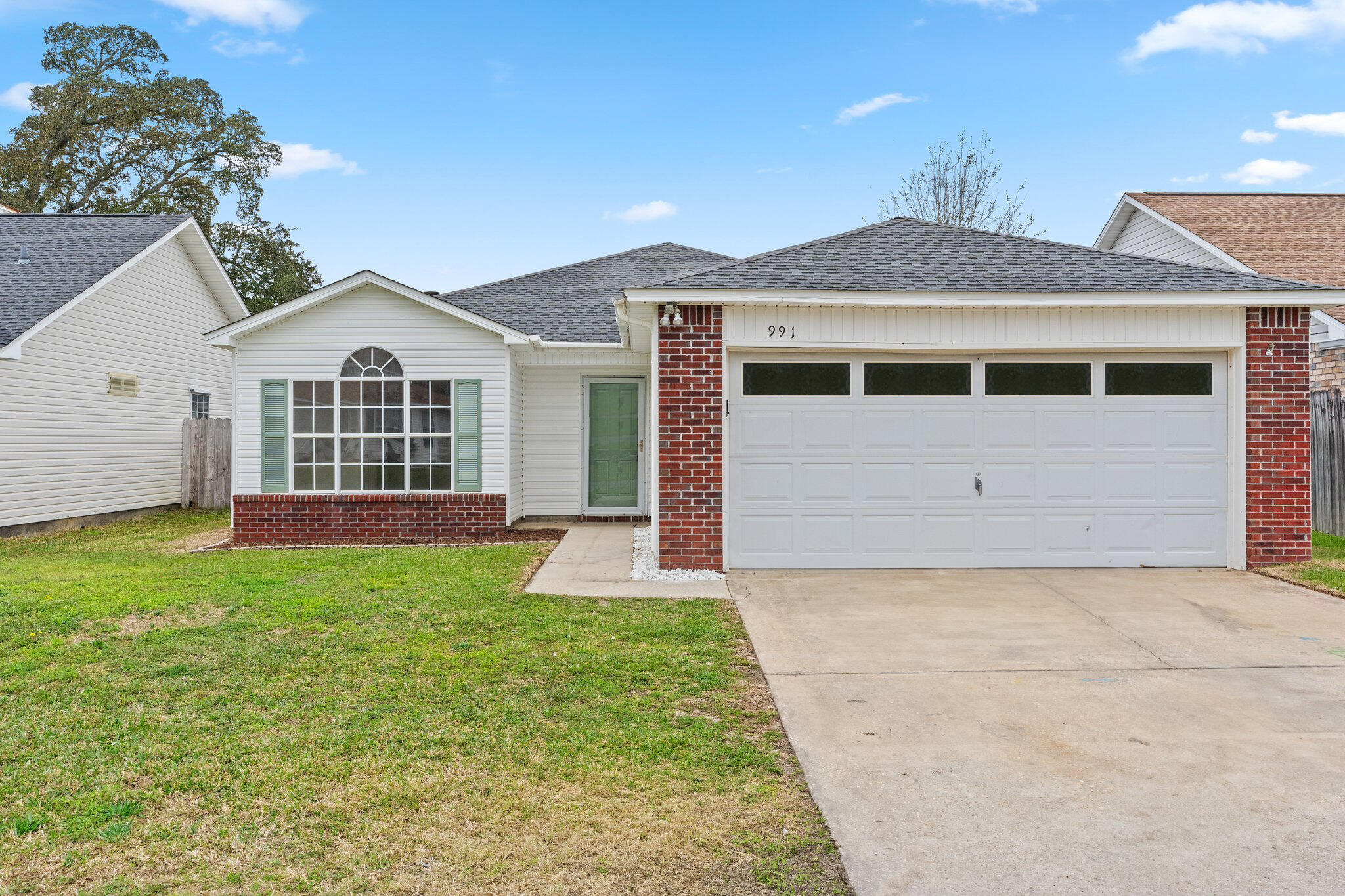 Roam | Buy 991 John Wayne Cir, Fort Walton Beach, FL with a 3.98% ...