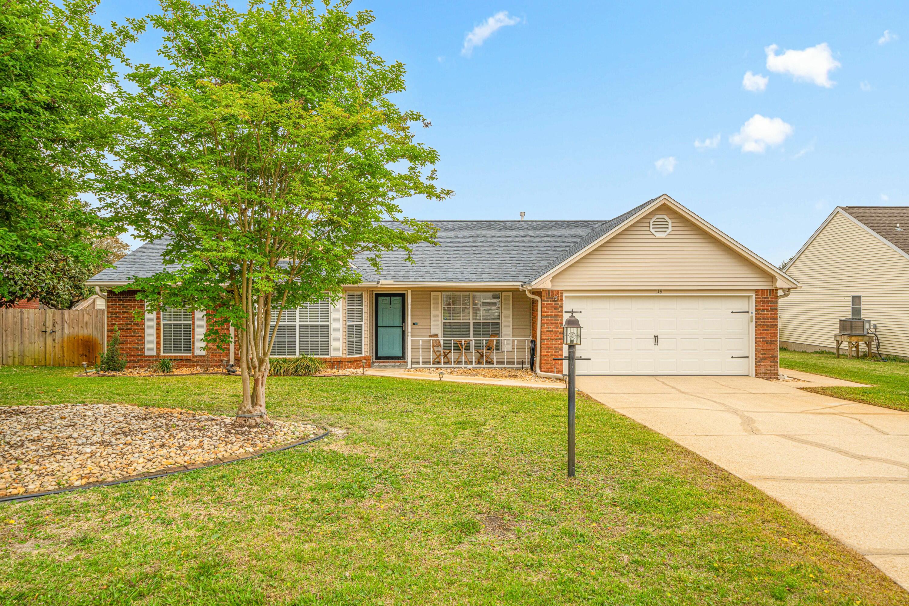 Roam | 119 Long Pointe Dr, Mary Esther, FL, 32569