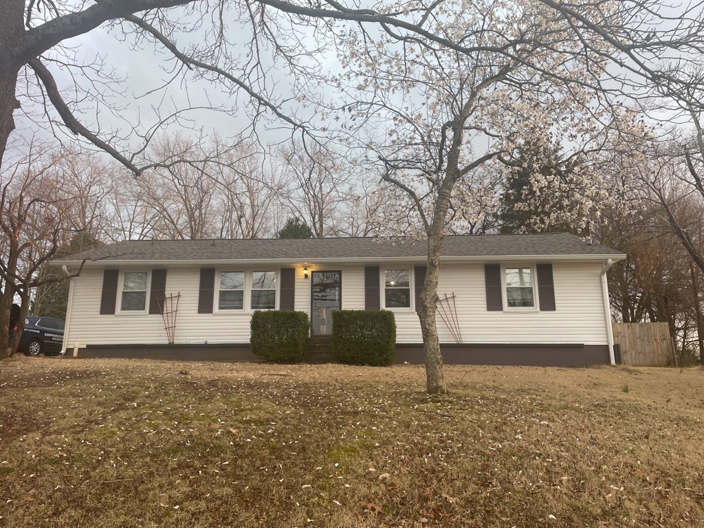 Roam | Buy 2183 Blakemore Dr, Clarksville, TN, 37040 with a 3.63% ...