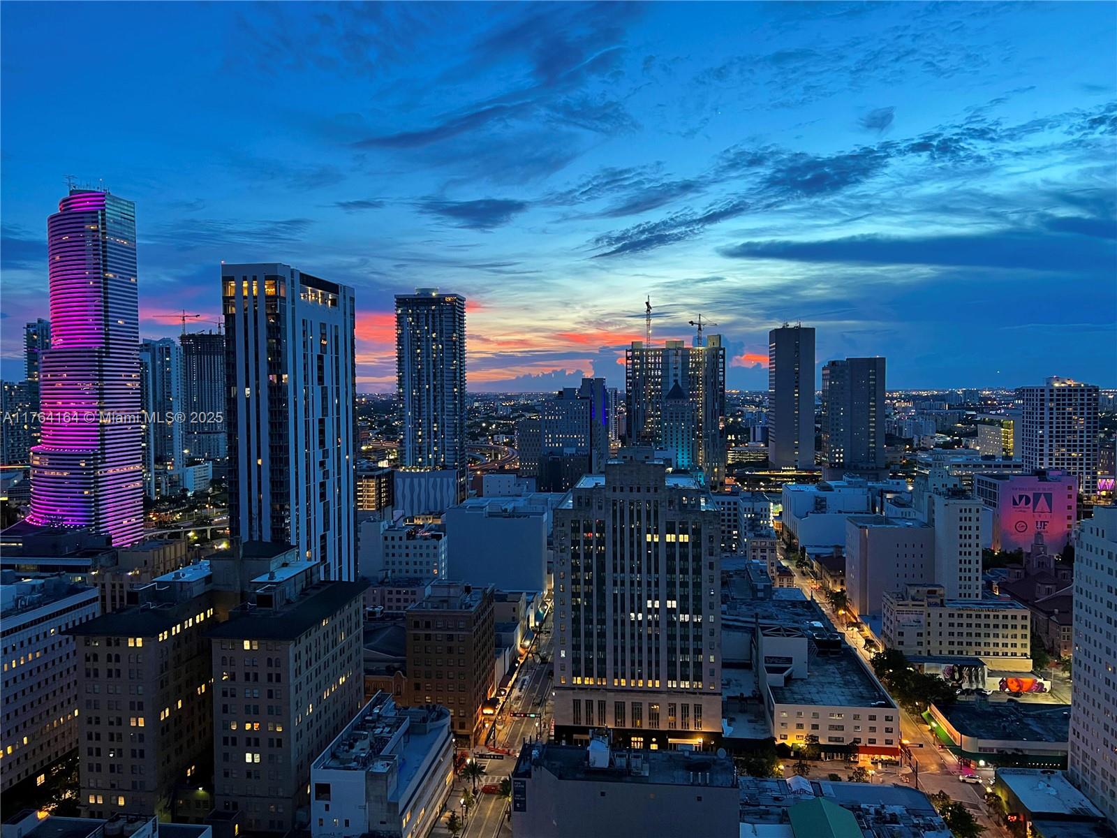 Roam | 50 Biscayne Blvd Apt 3309 # 3309, Miami, FL, 33132