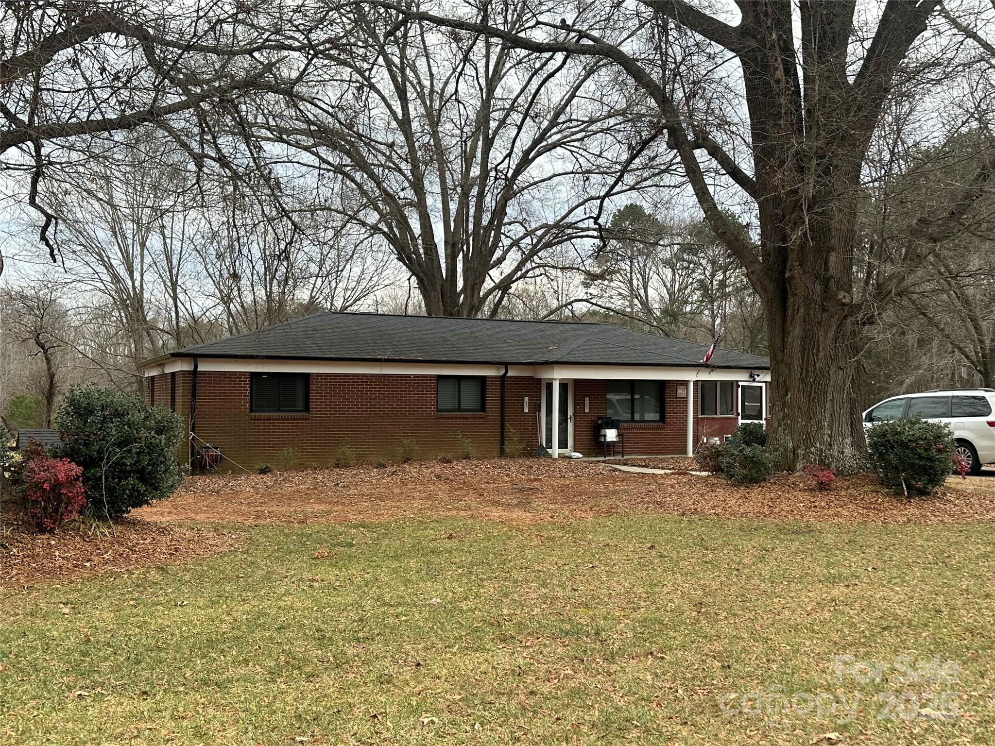 Roam | 10628 Connell Rd, Mint Hill, NC, 28227