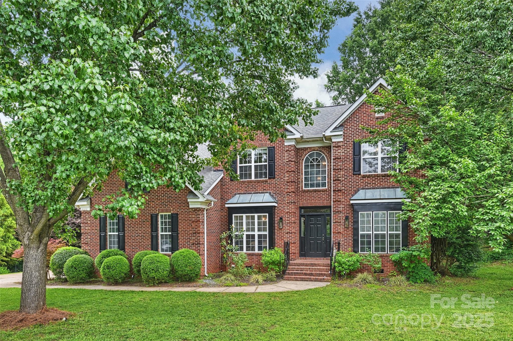 Roam | Buy 20812 Decora Dr, Cornelius, NC, 28031 with a 4% mortgage ...