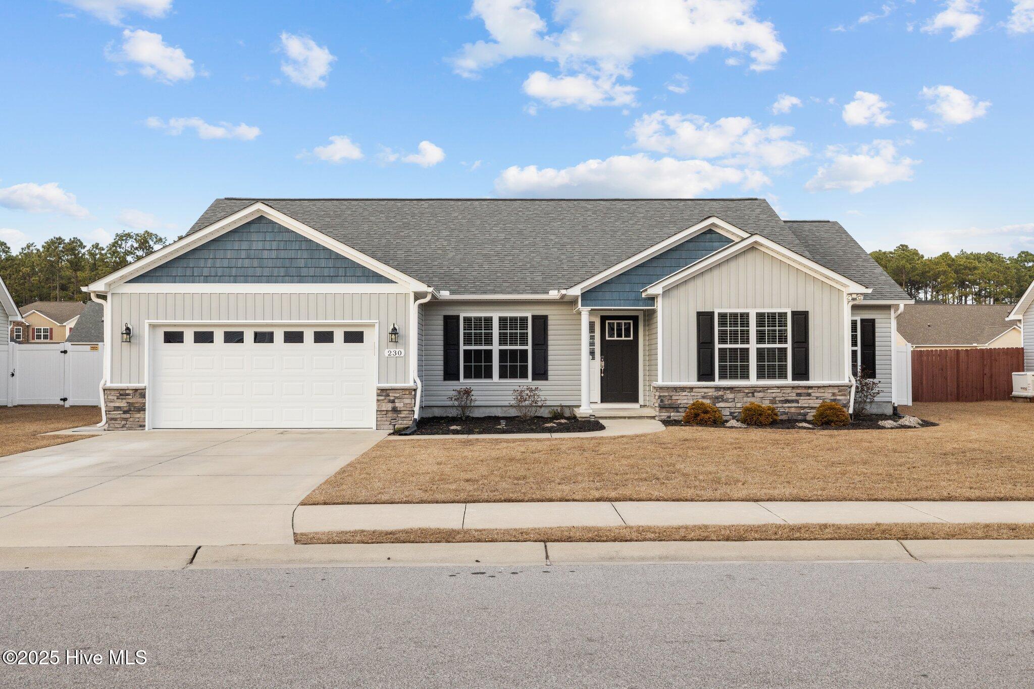 Roam | 230 Legacy Ln, Newport, NC, 28570
