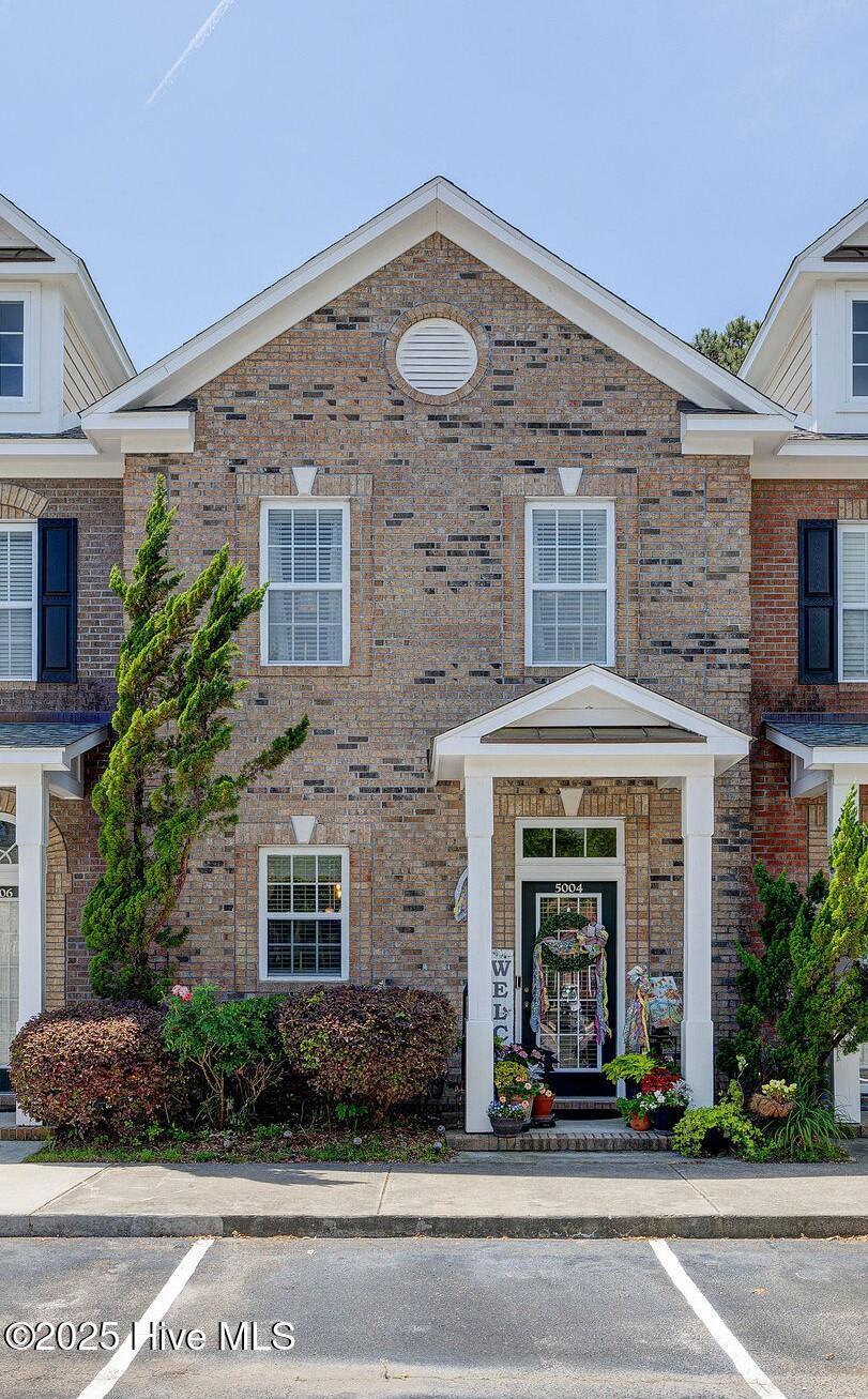 Roam | Buy 5004 Exton Park Loop, Castle Hayne, NC with a 4.25% mortgage ...