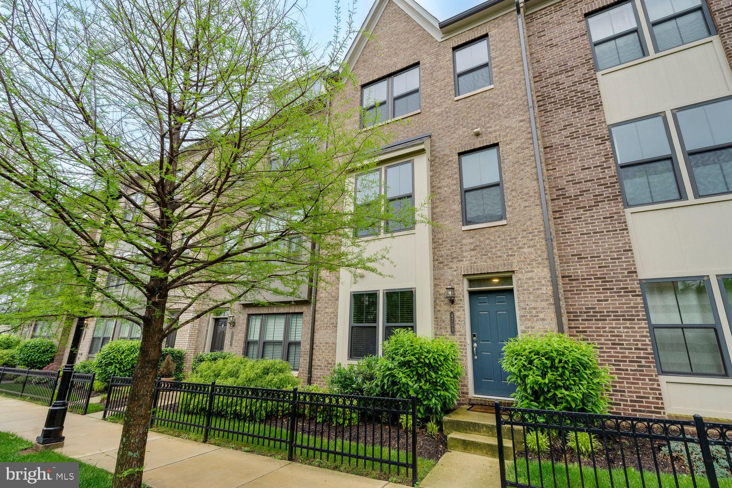 Roam | 4703 Underwood St, Riverdale, MD, 20737