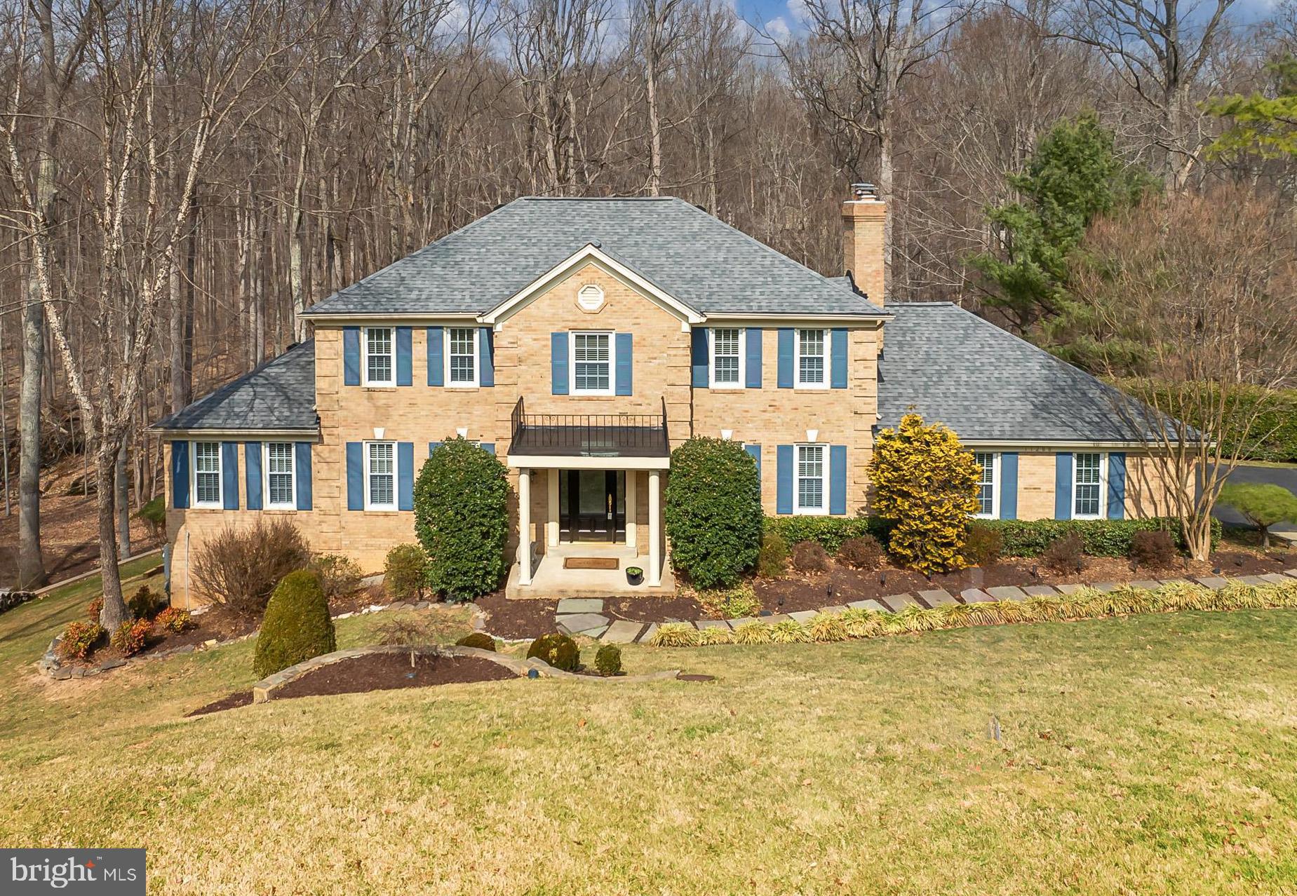 Roam | 11288 Chinn House Dr, Fairfax Station, VA