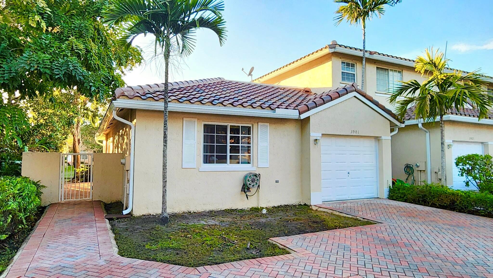 Roam | 3901 NW 91st Ter, Sunrise, FL