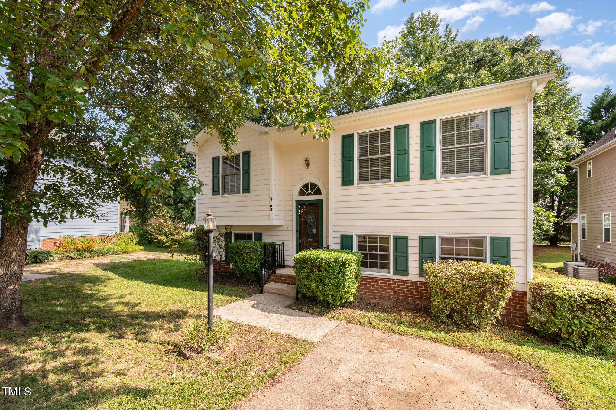 Roam | Buy 3702 Phillips Way W, Durham, NC, 27713 with a 5.85% mortgage ...