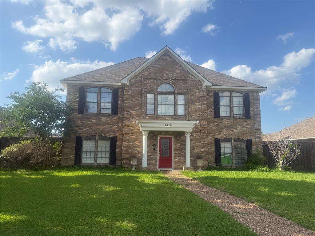 Roam | 1521 Croston Dr, Plano, TX, 75075