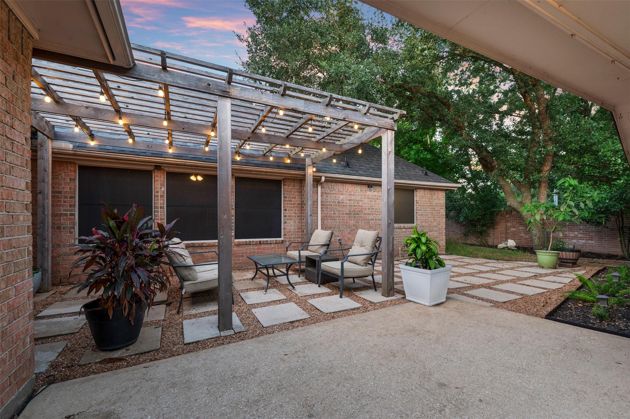 Roam | Buy 3014 Cherry Mill Ct, Houston, TX, 77059 with a 3.47% ...