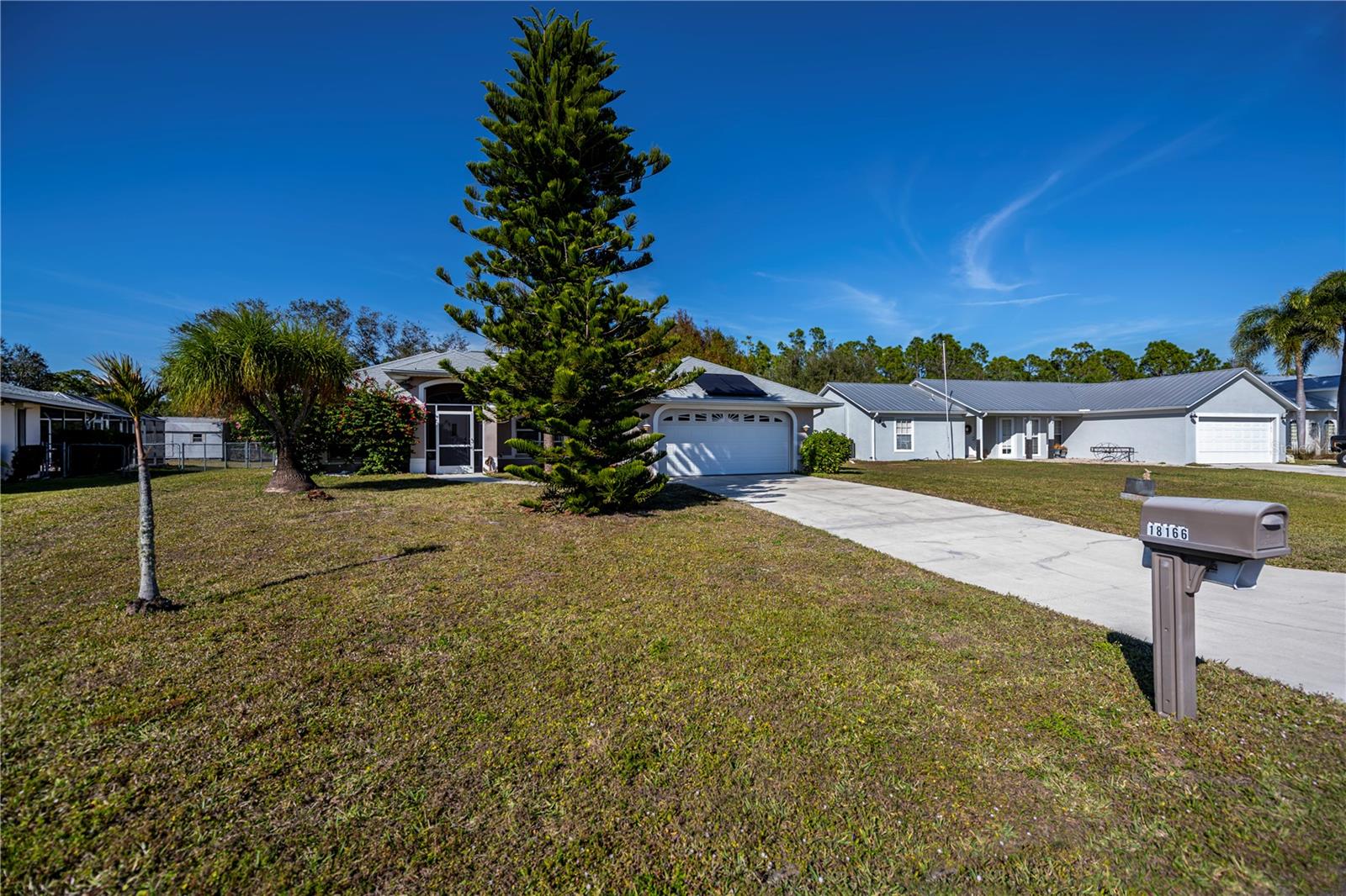 Roam | 18166 Sandy Pines Cir, North Fort Myers, FL, 33917