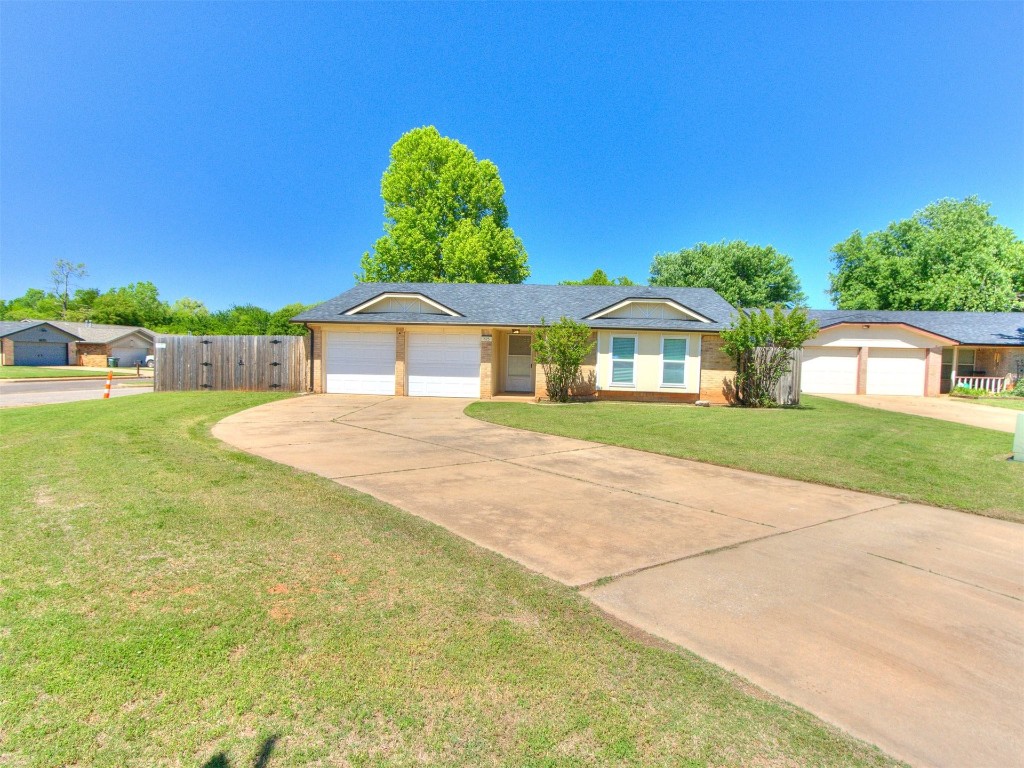 Roam | 625 Jasmine Pl, Edmond, OK, 73003