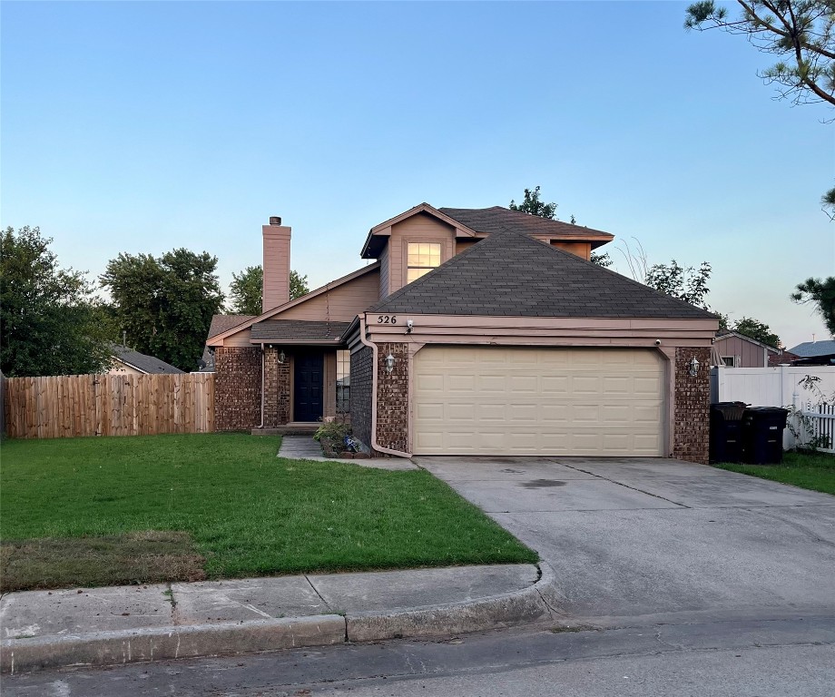 Roam | 526 Clover Rd, Moore, OK, 73160