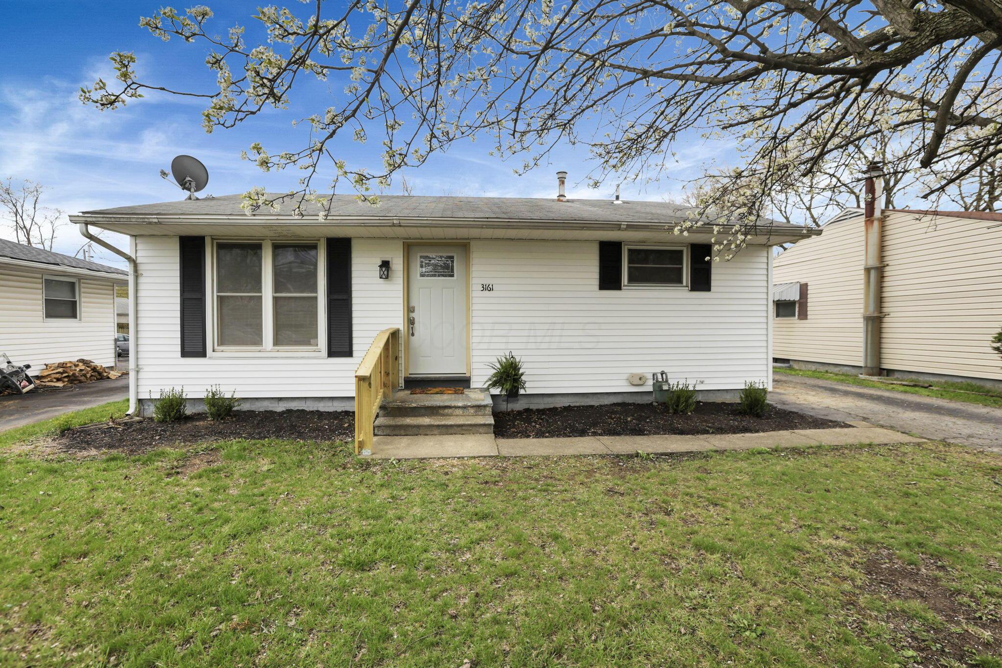 Roam | 3161 Lewis Rd, Columbus, OH, 43207