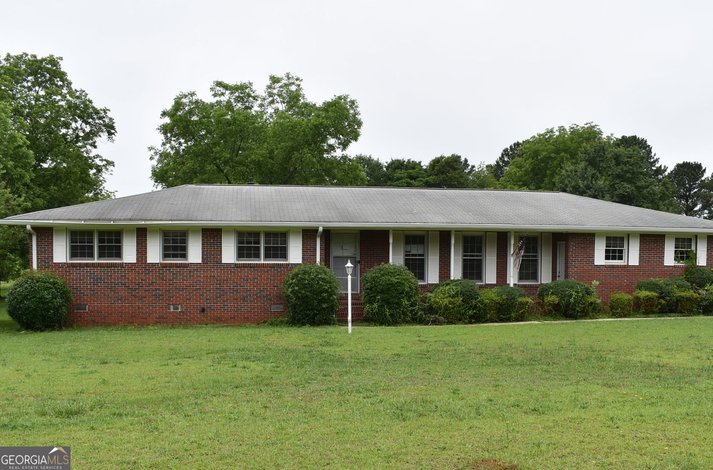 Roam | Buy 130 Cook Ln, Stockbridge, GA, 30281 with a 3.85% mortgage ...