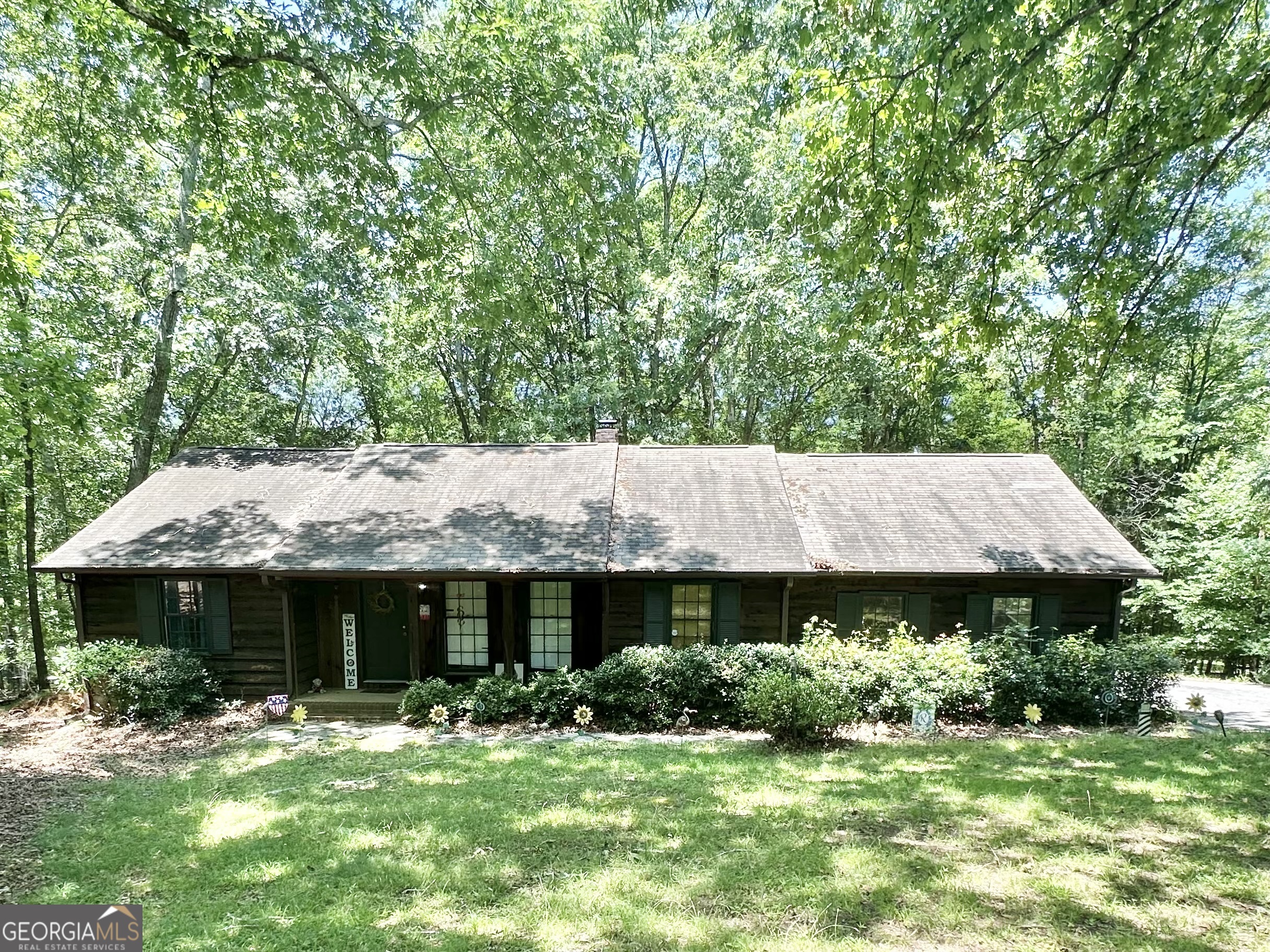 Roam | Buy 393 Richard Way, Athens, GA, 30605 with a 4% mortgage included.